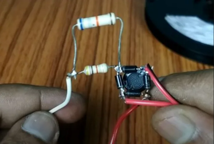 Cara Memasang LED Strip Tanpa Adaptor dengan Mudah - Bengkeltv.id